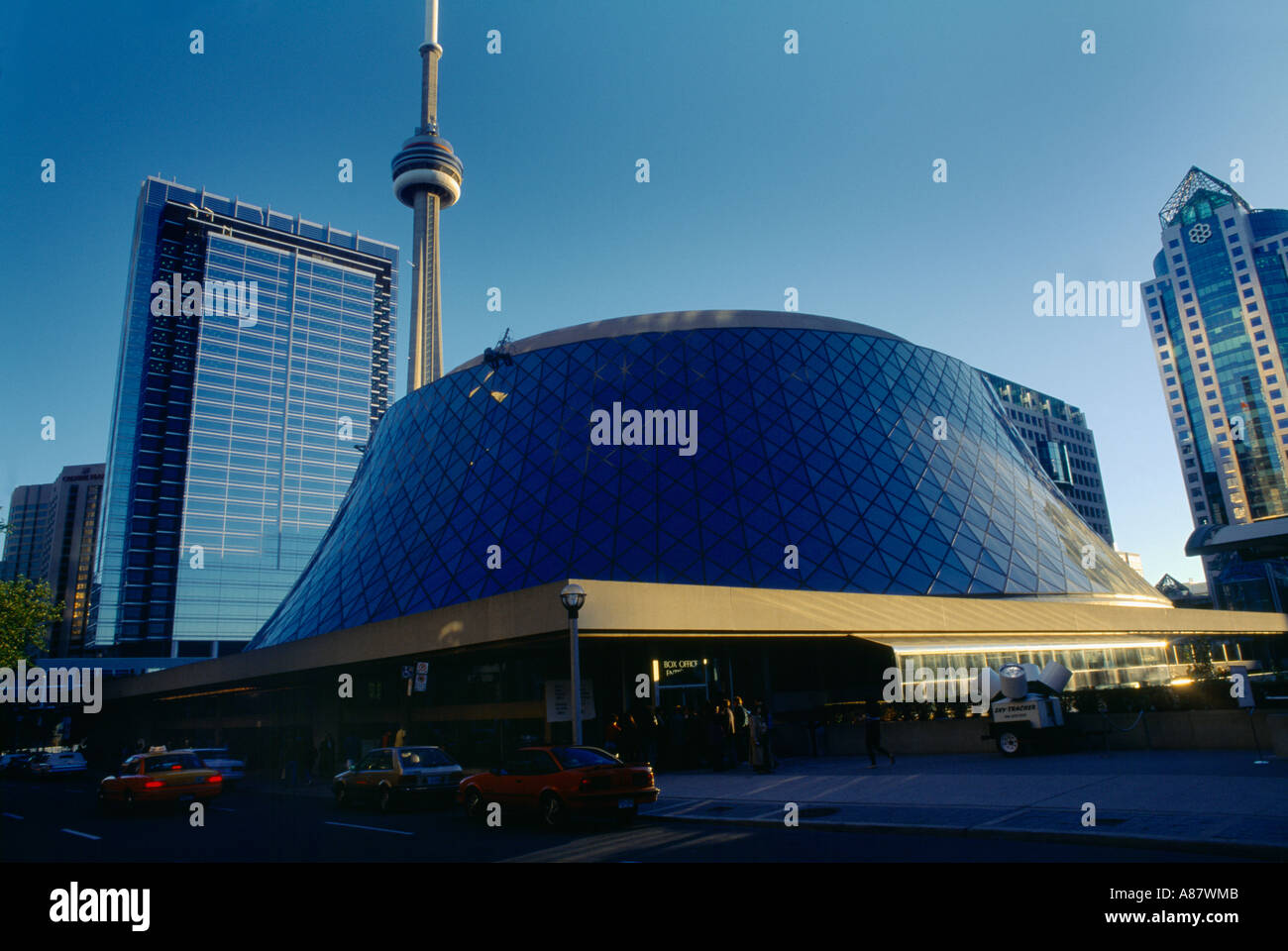 Roy thomson hi-res stock photography and images - Alamy