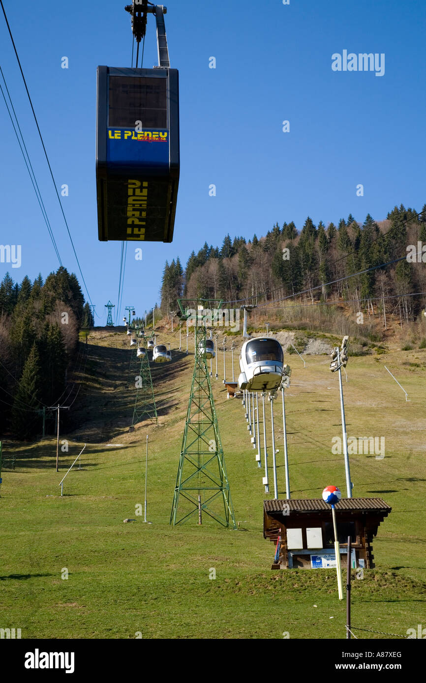 Telecabin High Resolution Stock Photography and Images - Alamy