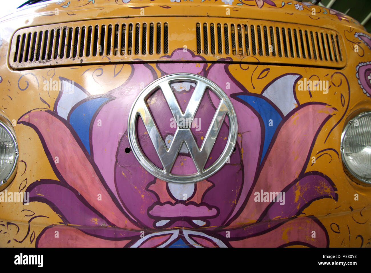 ORANGE HIPPIE KOMBI VAN BAPDB6647 Stock Photo - Alamy