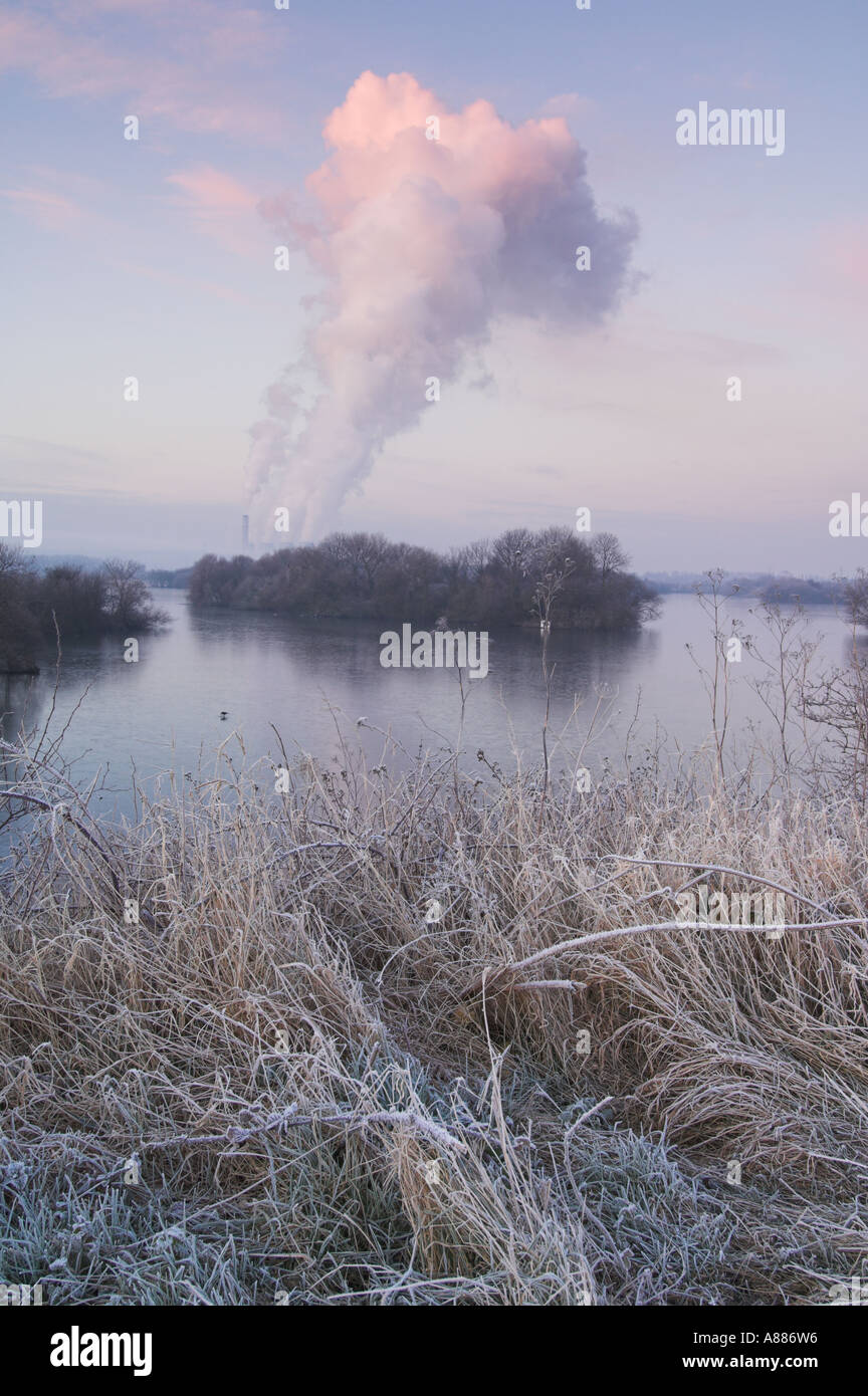 Ratcliffe on Soar power station at dawn on a cold frosty morning ...
