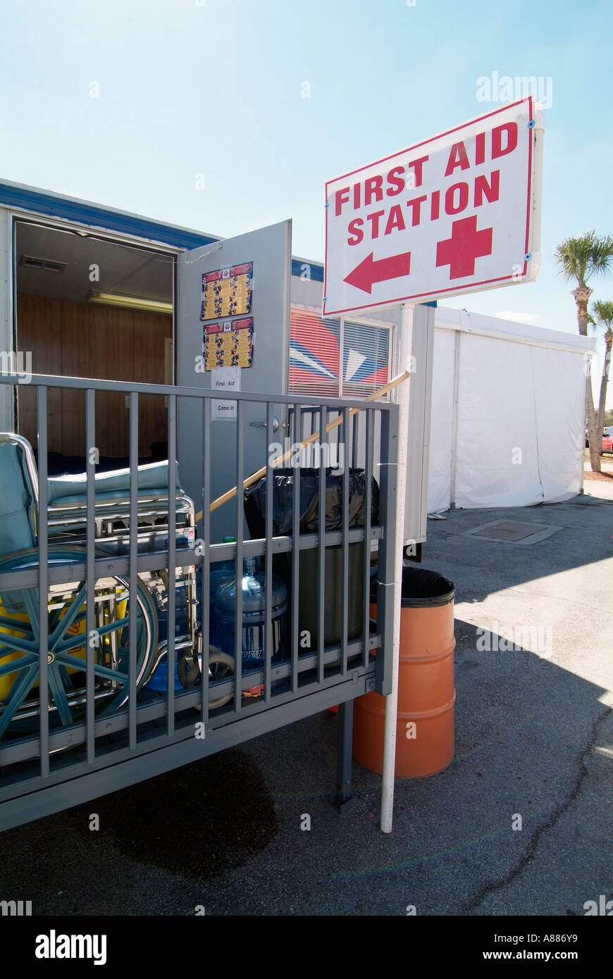 Sign showing the location of a first aid station at the Florida State ...