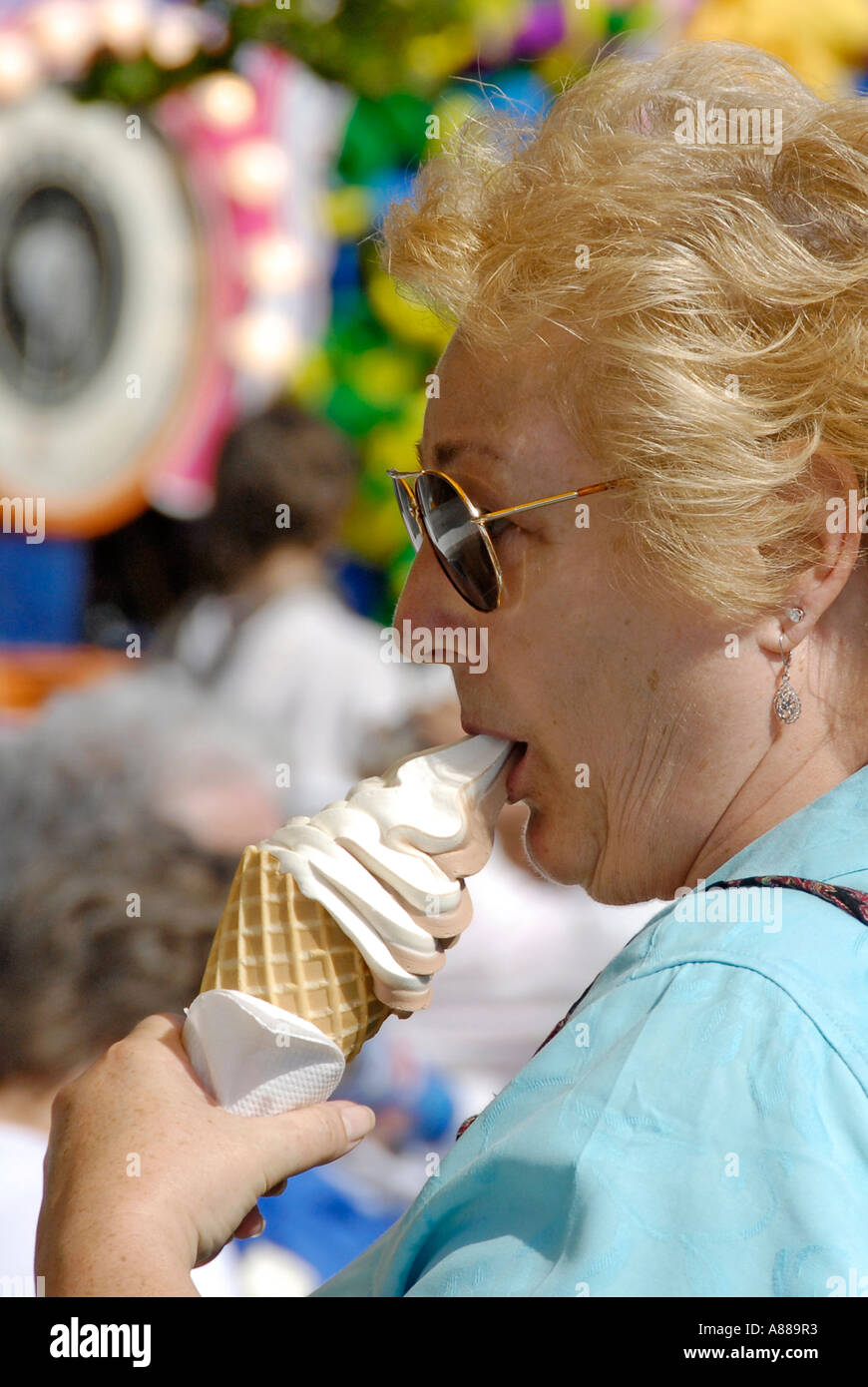 Food eating establishments at the Florida State Fair Stock Photo - Alamy