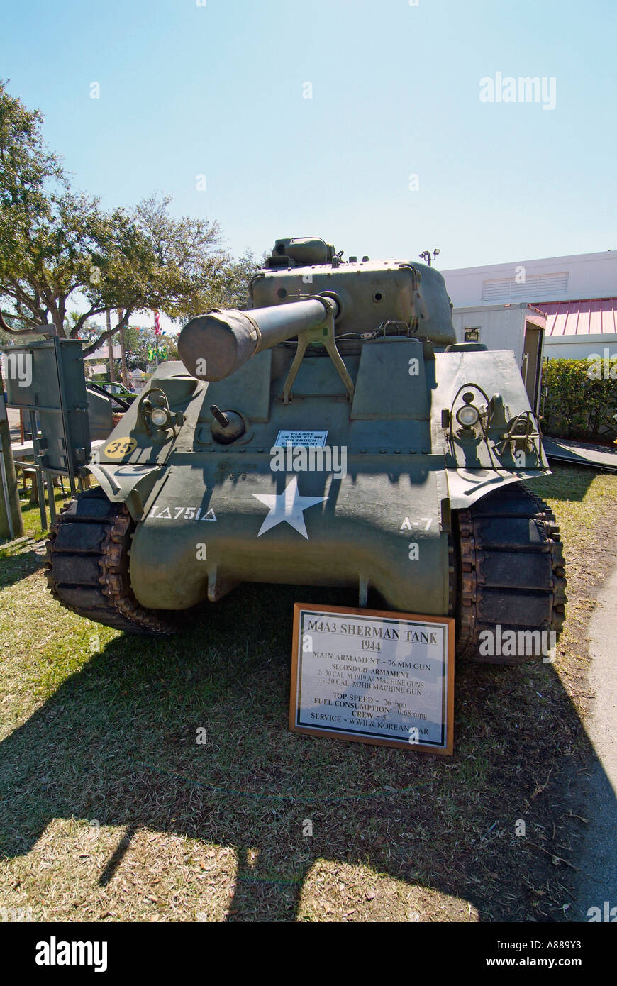 M 24 chaffee hi-res stock photography and images - Alamy