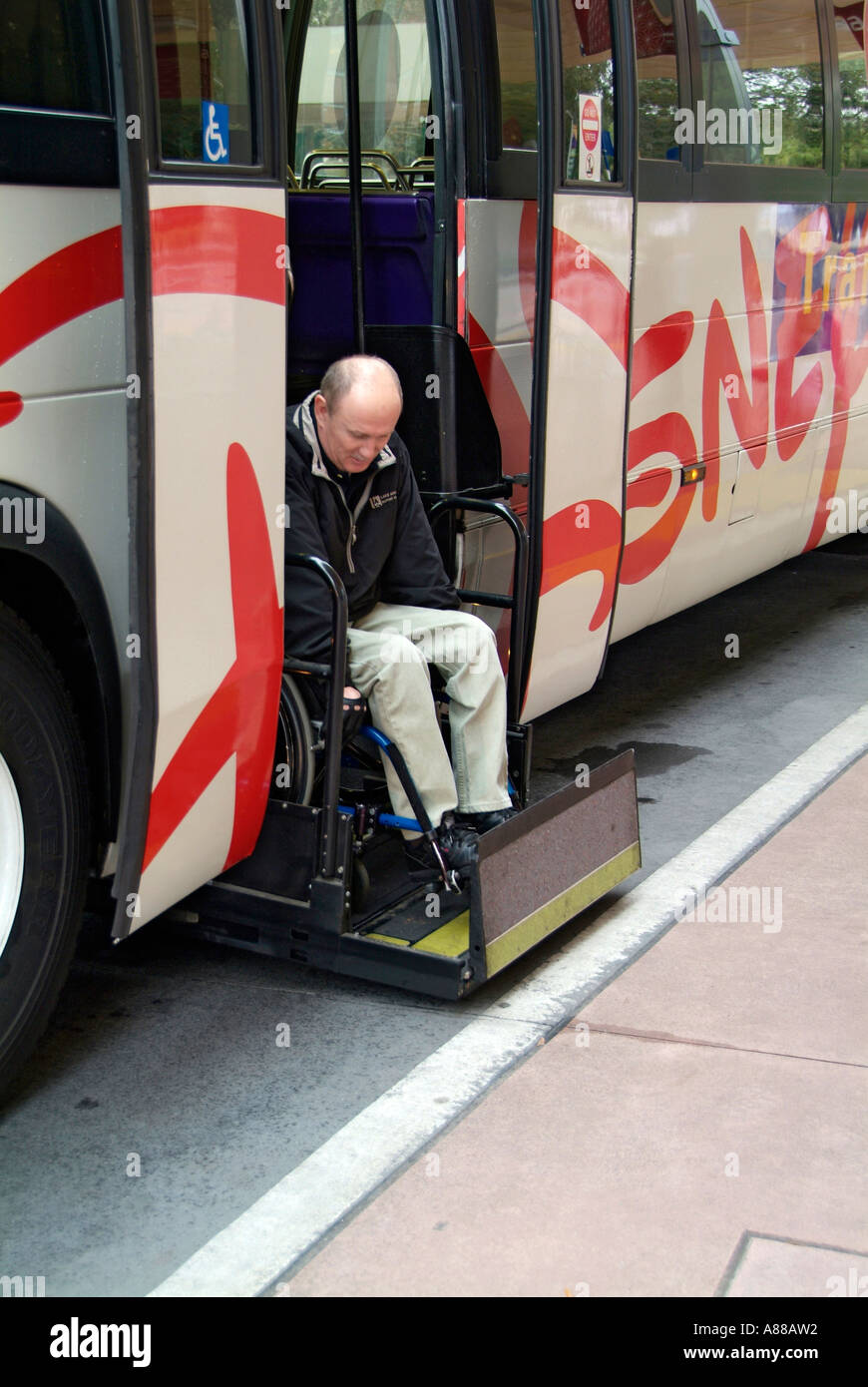 Bus ramp hi-res stock photography and images - Alamy