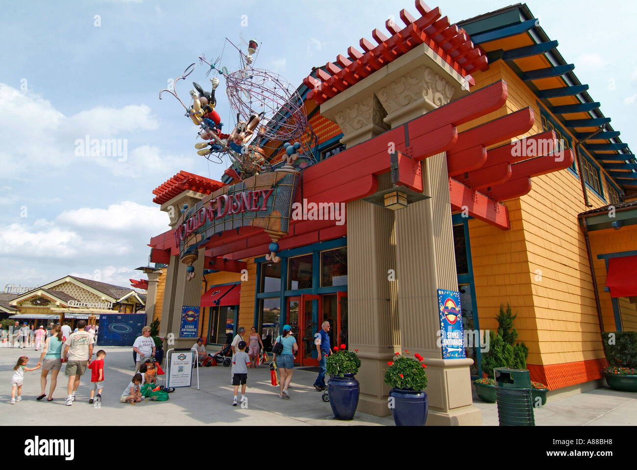 Disney Downtown a shopping mall created by Disney World and located ...