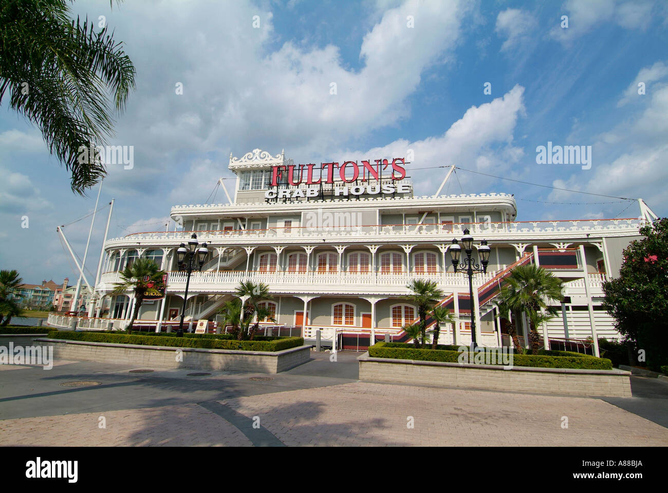 Disney Downtown a shopping mall created by Disney World and located ...