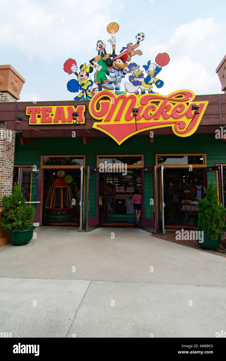 Disney Downtown a shopping mall created by Disney World and located ...