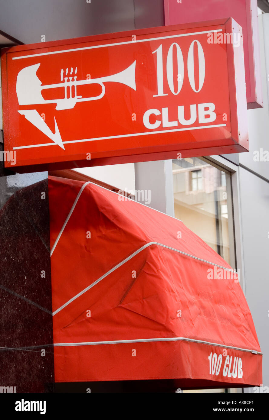 At the 100 club in oxford street hi-res stock photography and images ...