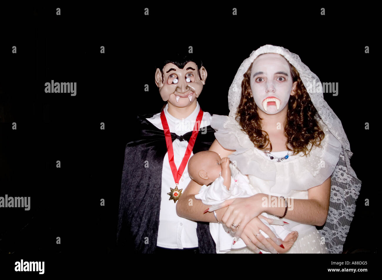 Count dracula and his vampire bride hi-res stock photography and images ...