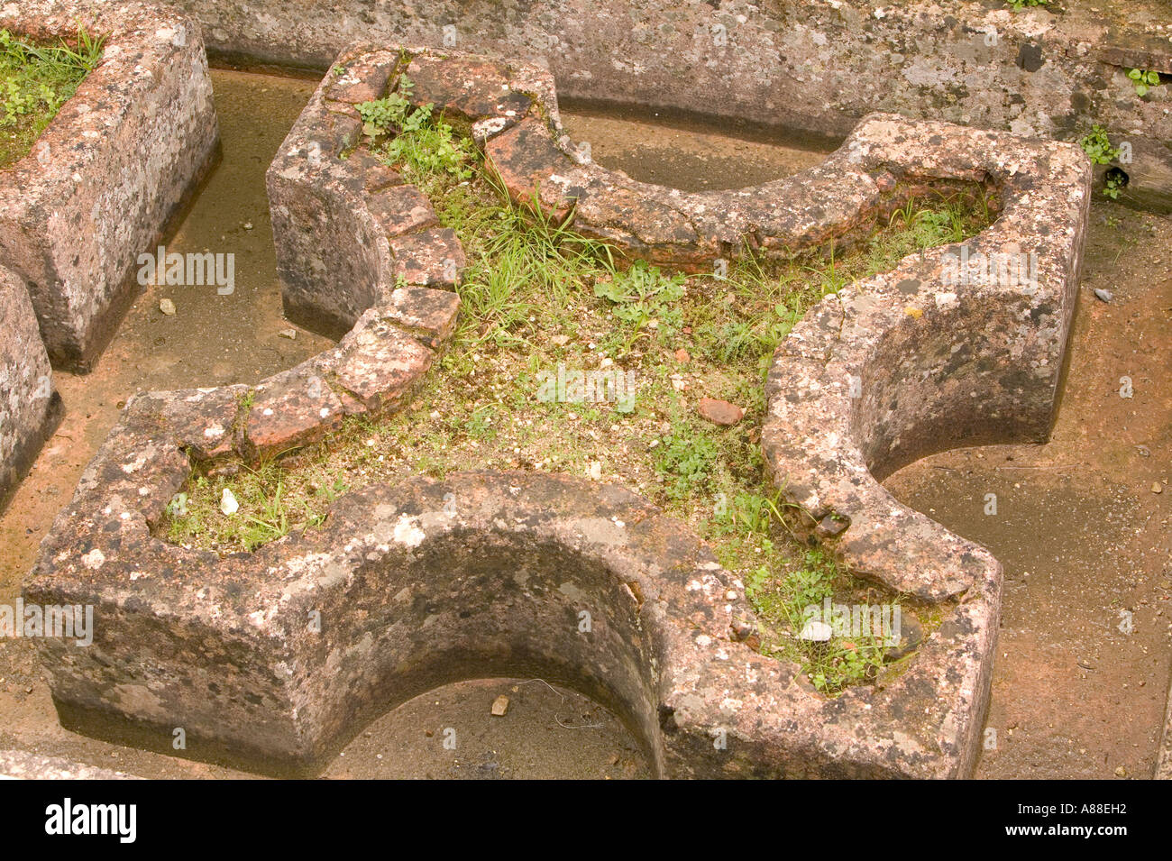 original Roman underfloor heating arrangement preserved at Conimbriga ...