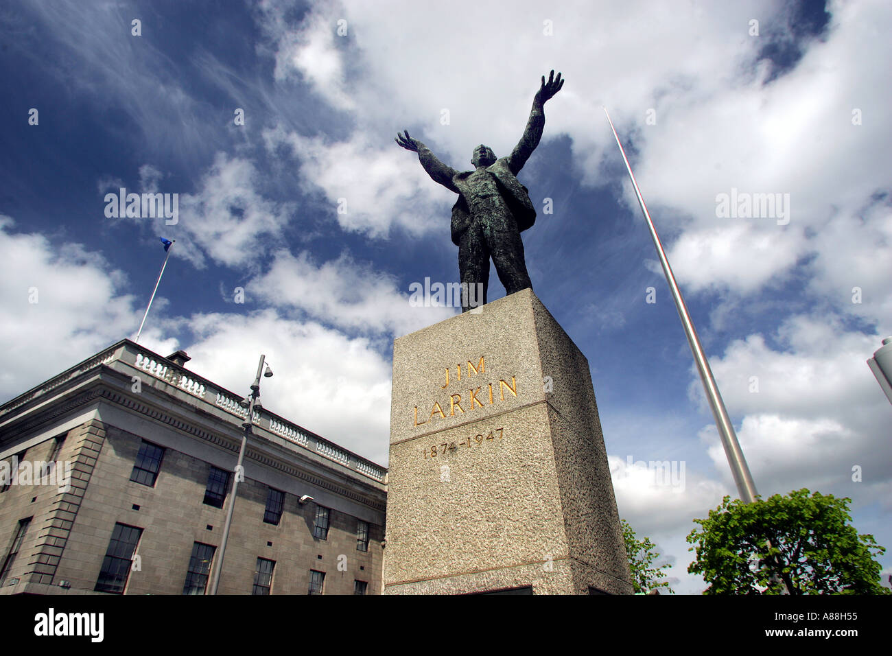 Statue of Jim Larkin founder of the Irish Labour Party on O Connell ...