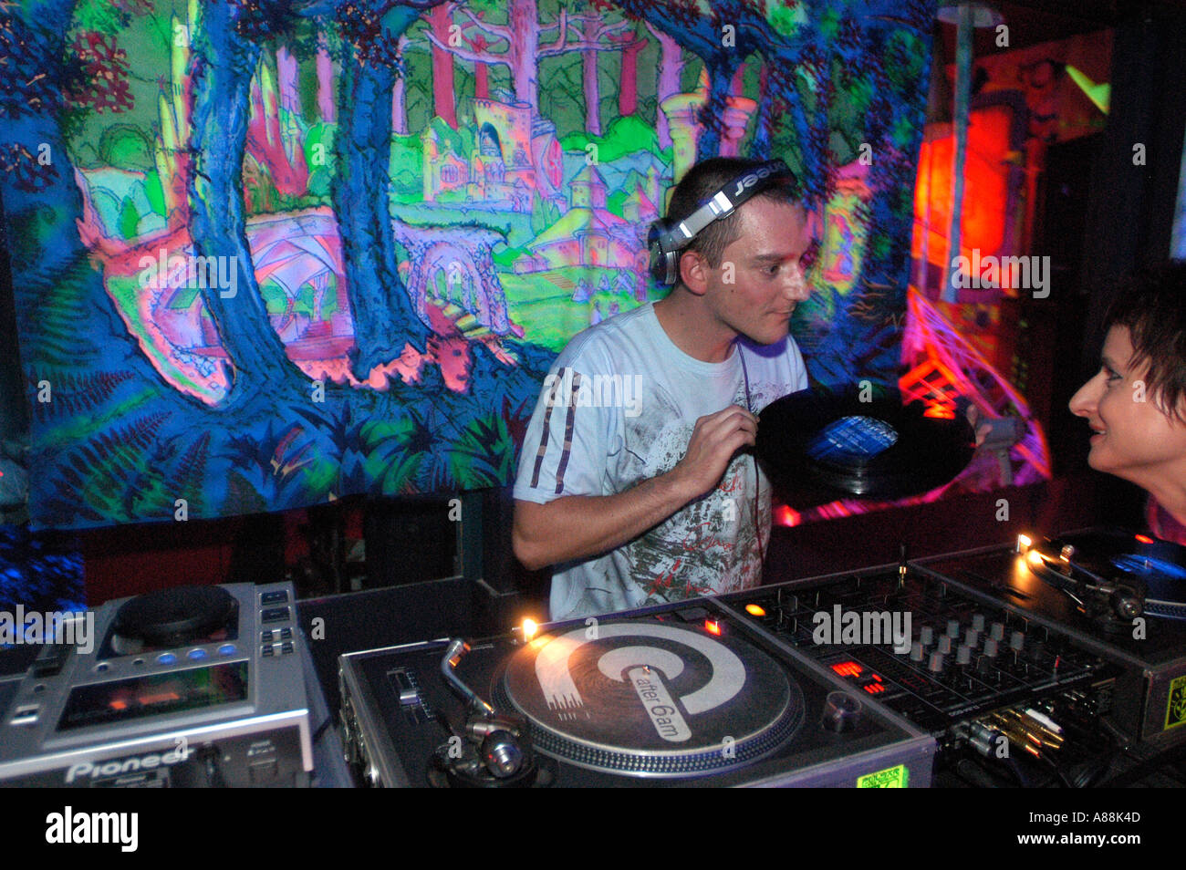 Fan decks hi-res stock photography and images - Alamy