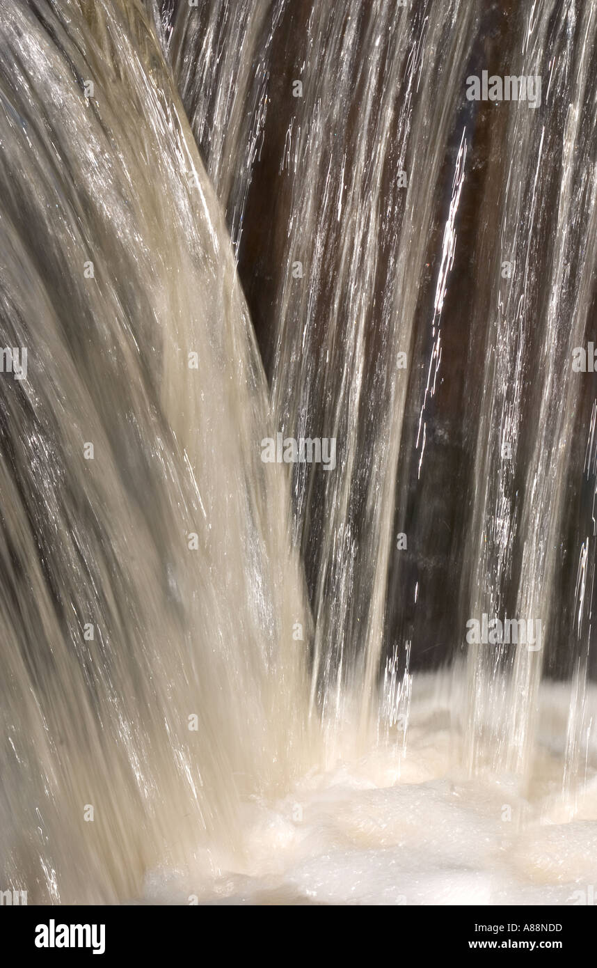 Pouring water stream hi-res stock photography and images - Alamy