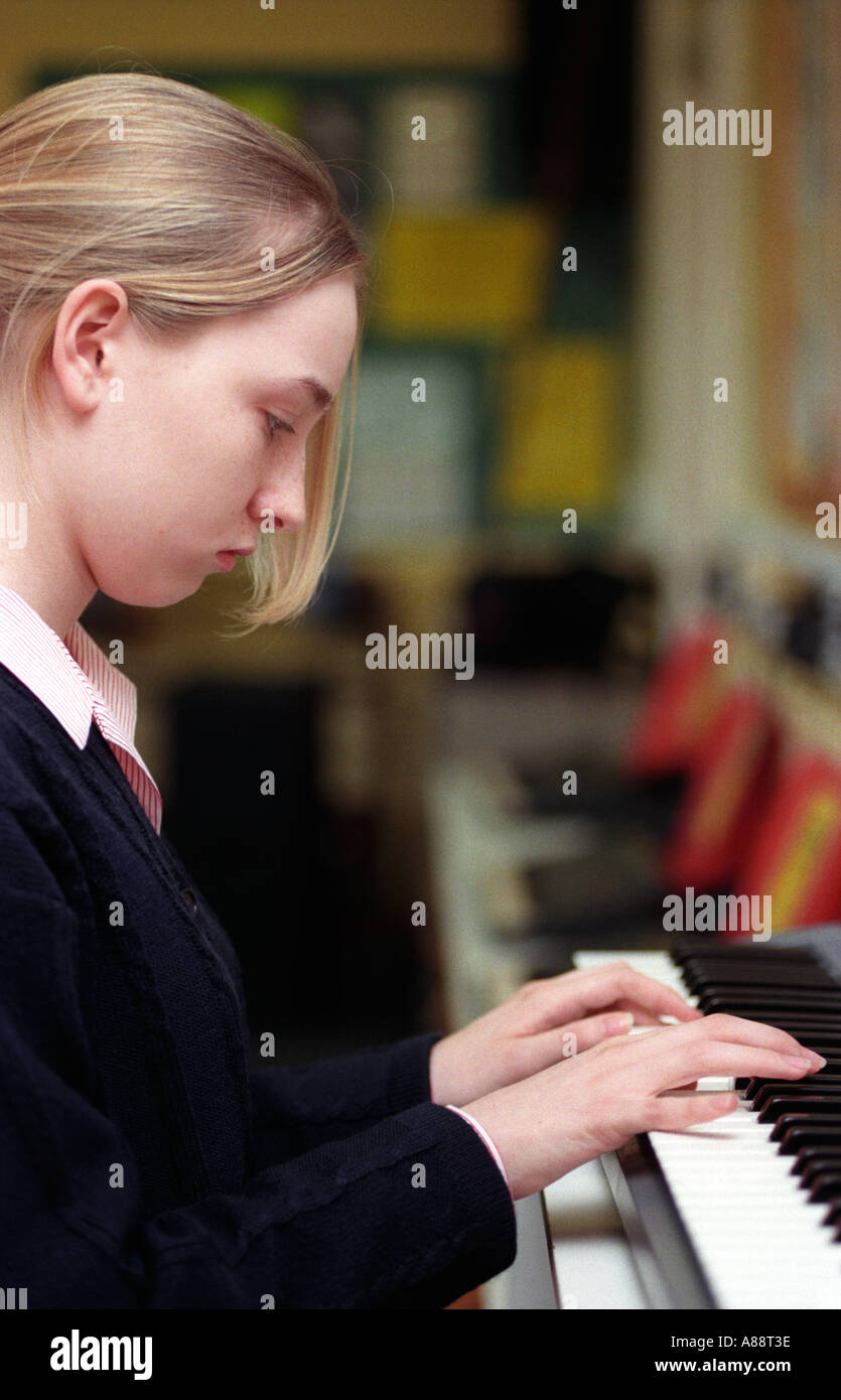 Music classroom in secondary school hi-res stock photography and images ...