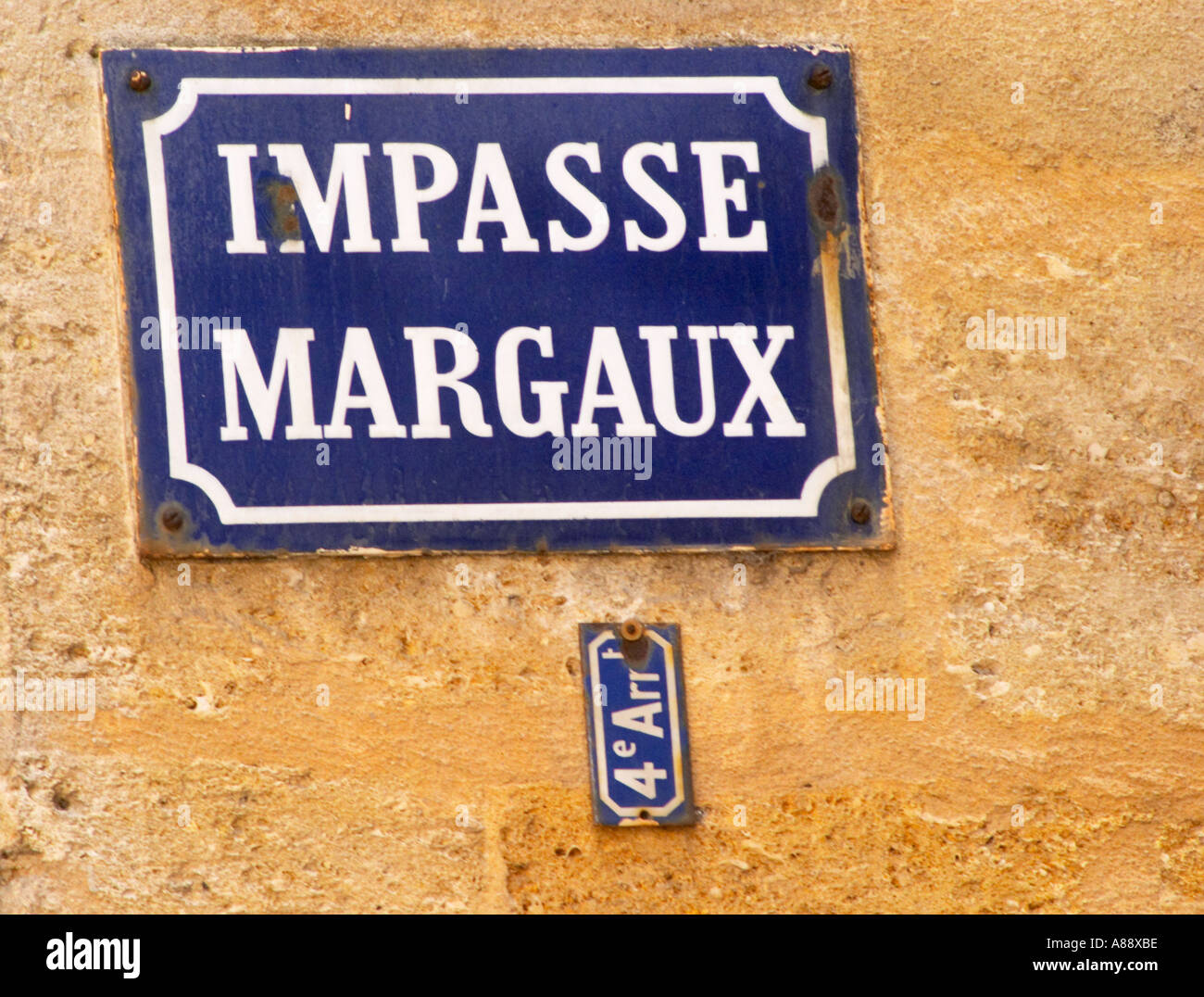 A street sign in Bordeaux saying Impasse Margaux (dead end street Stock ...