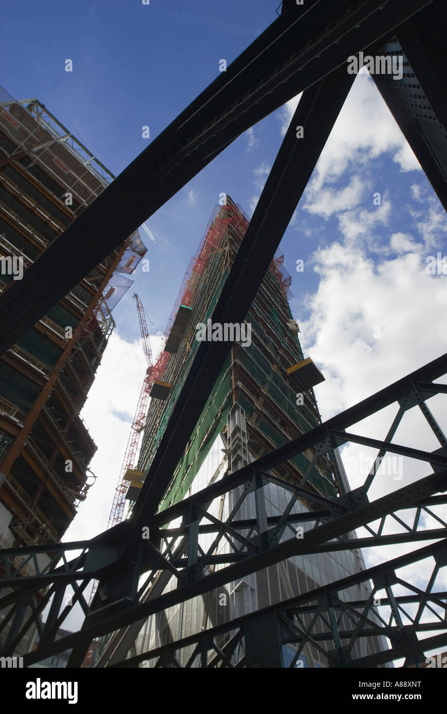 Construction of new office block Cut Out Stock Images & Pictures - Alamy