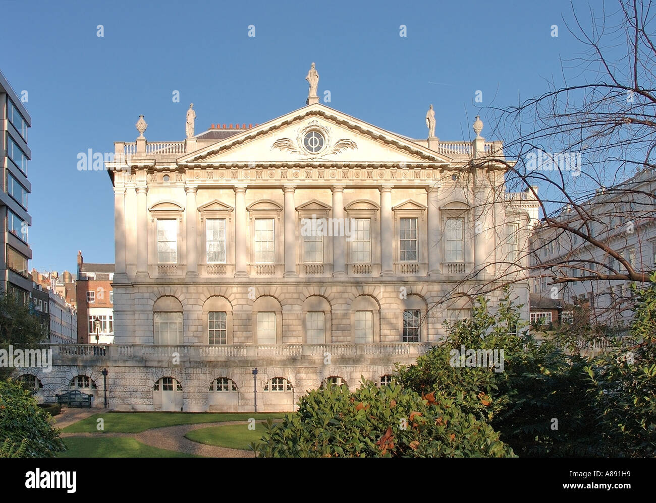 Spencer House, mansion Regency architecture, Green Park, London, Great ...