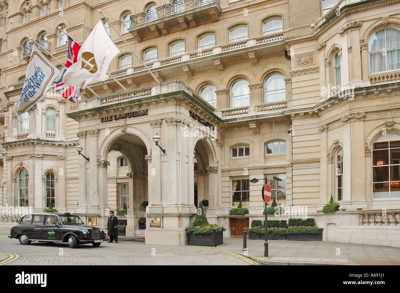 Langham langham place london w1 hi-res stock photography and images - Alamy