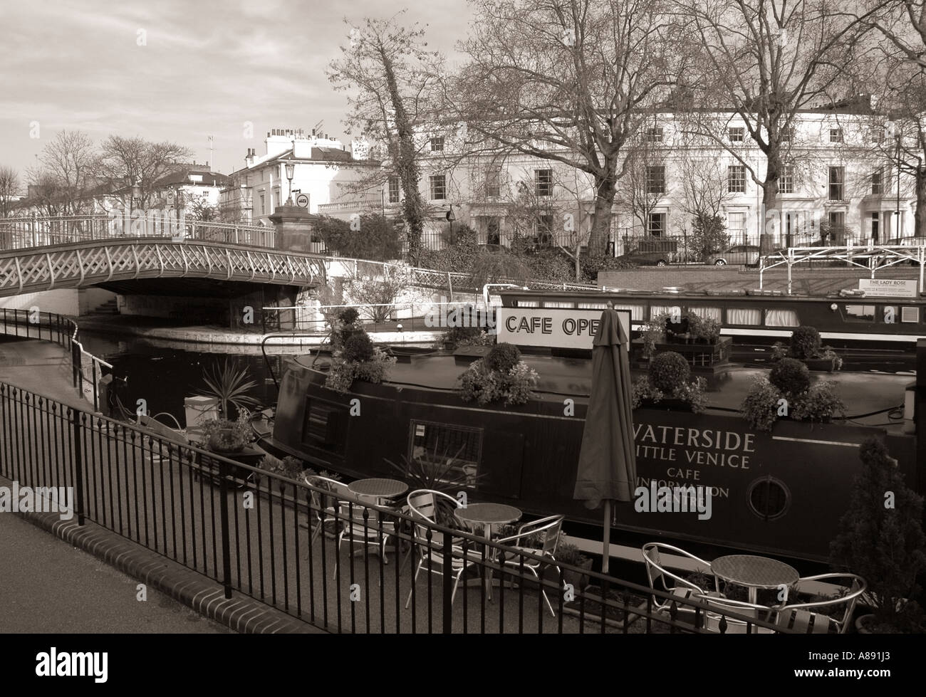 Little Venice, Waterside Cafe in b&w, architecture, Grand Union Canal ...