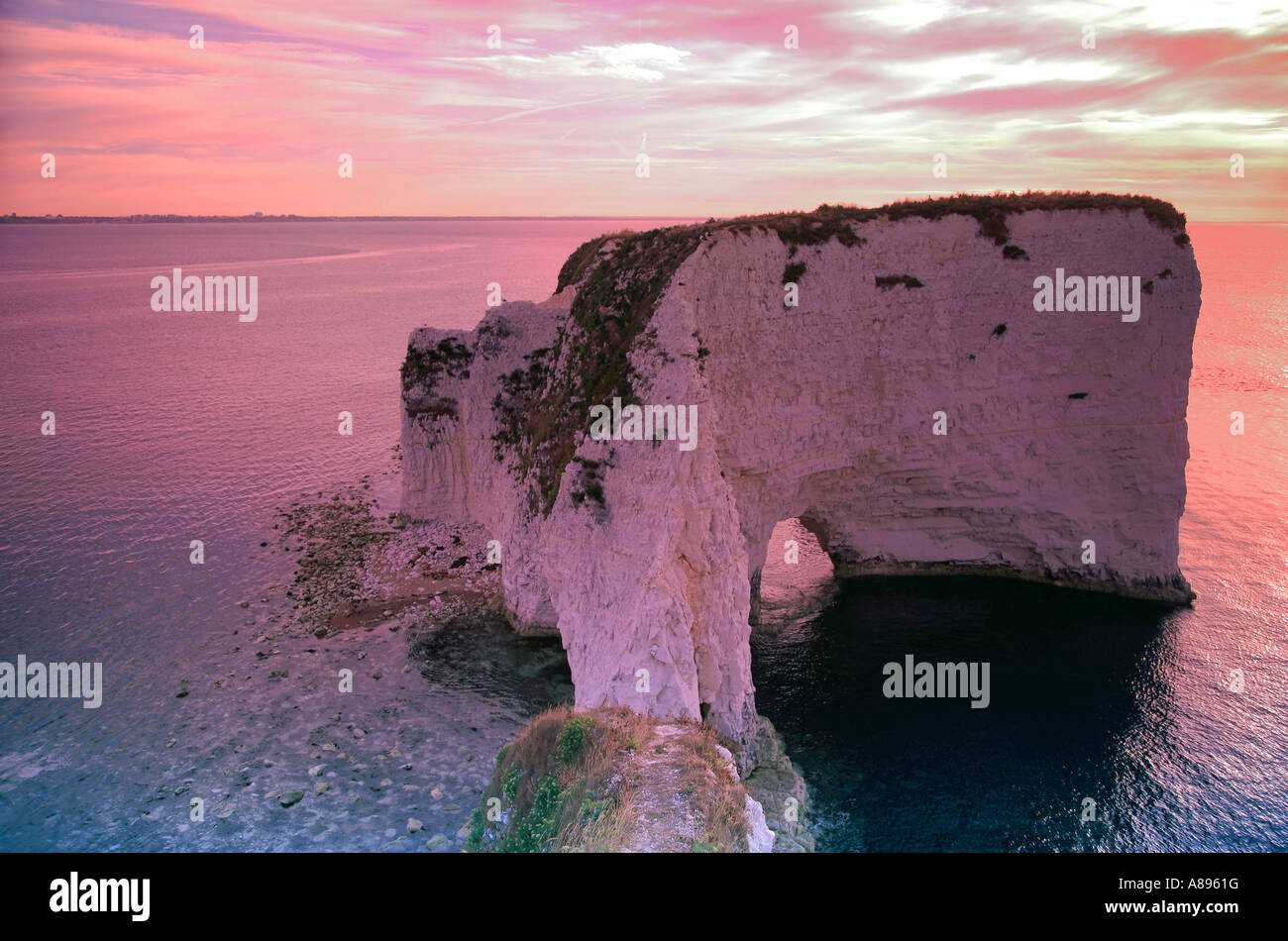 Old harry rock hi-res stock photography and images - Alamy