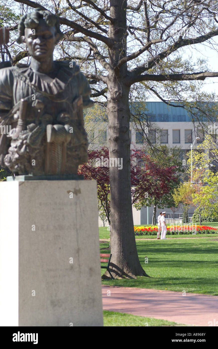 Tecumseh statue on the grounds of the US Naval Academy Stock Photo - Alamy
