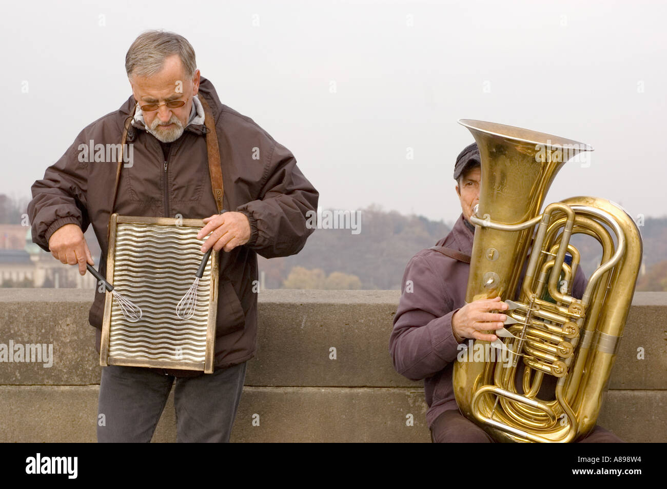 Czech Republic, Prague, Musicians, Charles Bridge Stock Photo - Alamy