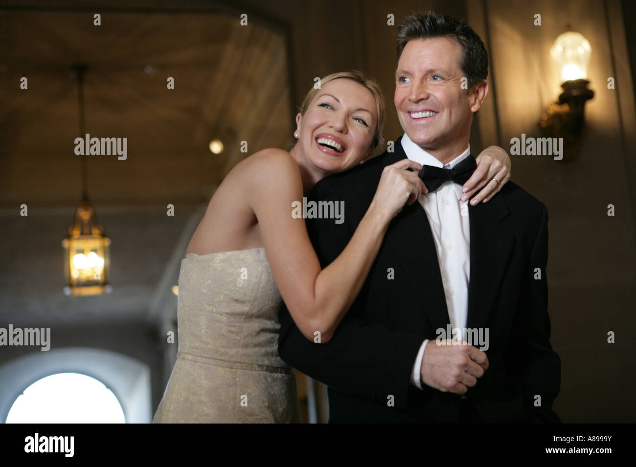 Boomer couple embracing Stock Photo - Alamy