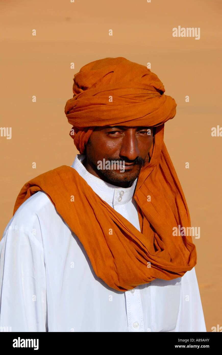 Arabischer turban hi-res stock photography and images - Alamy