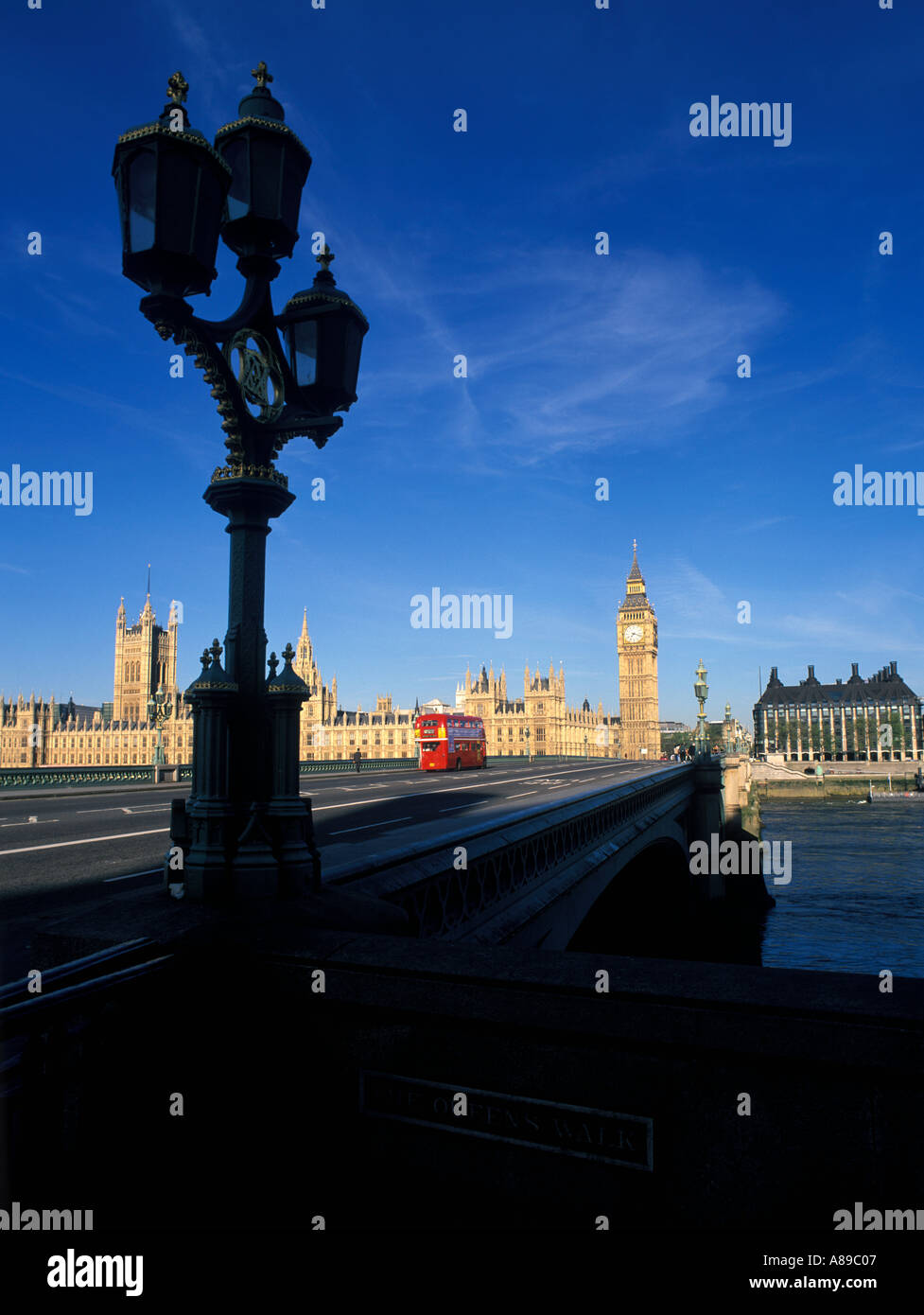 Westminster bridge lamp posts hi-res stock photography and images - Alamy