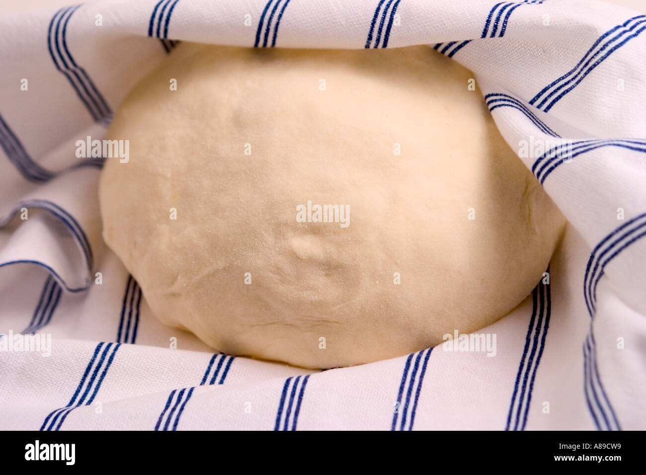 Geschirrtuecher hi-res stock photography and images - Alamy