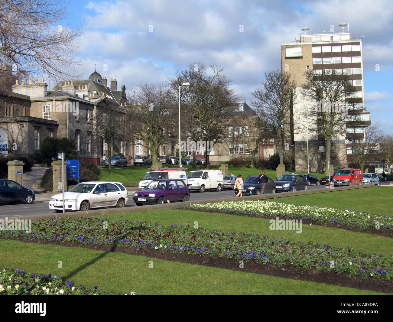 Dundee university building hi-res stock photography and images - Alamy