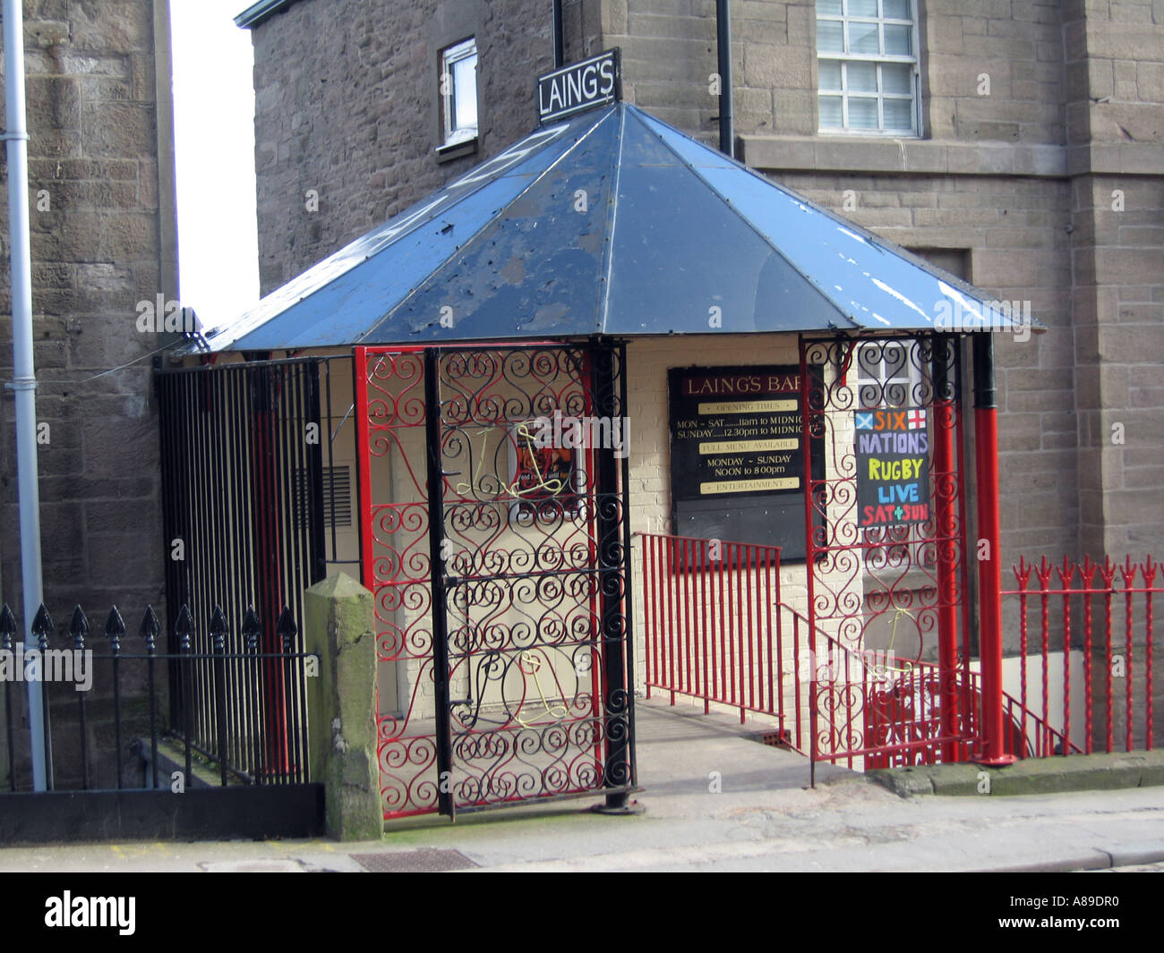 Laing s Bar Dundee Scotland UK Stock Photo - Alamy