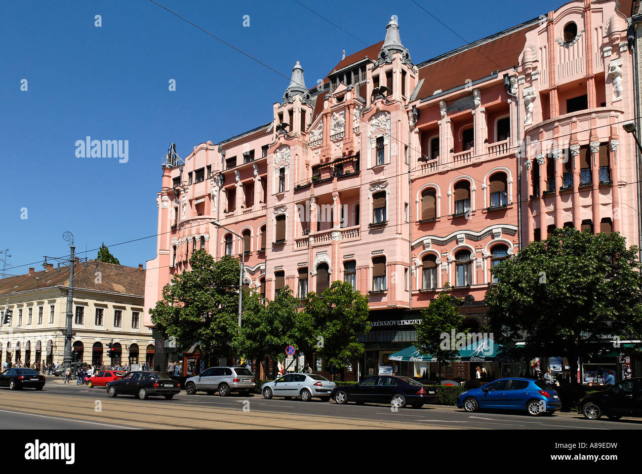 Rosa fassade hi-res stock photography and images - Alamy