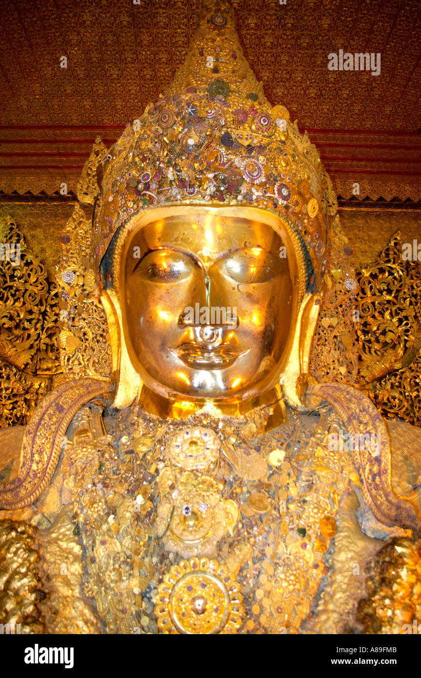 Portrait of the golden Mahamuni Buddha frontally Mandalay Burma Stock ...
