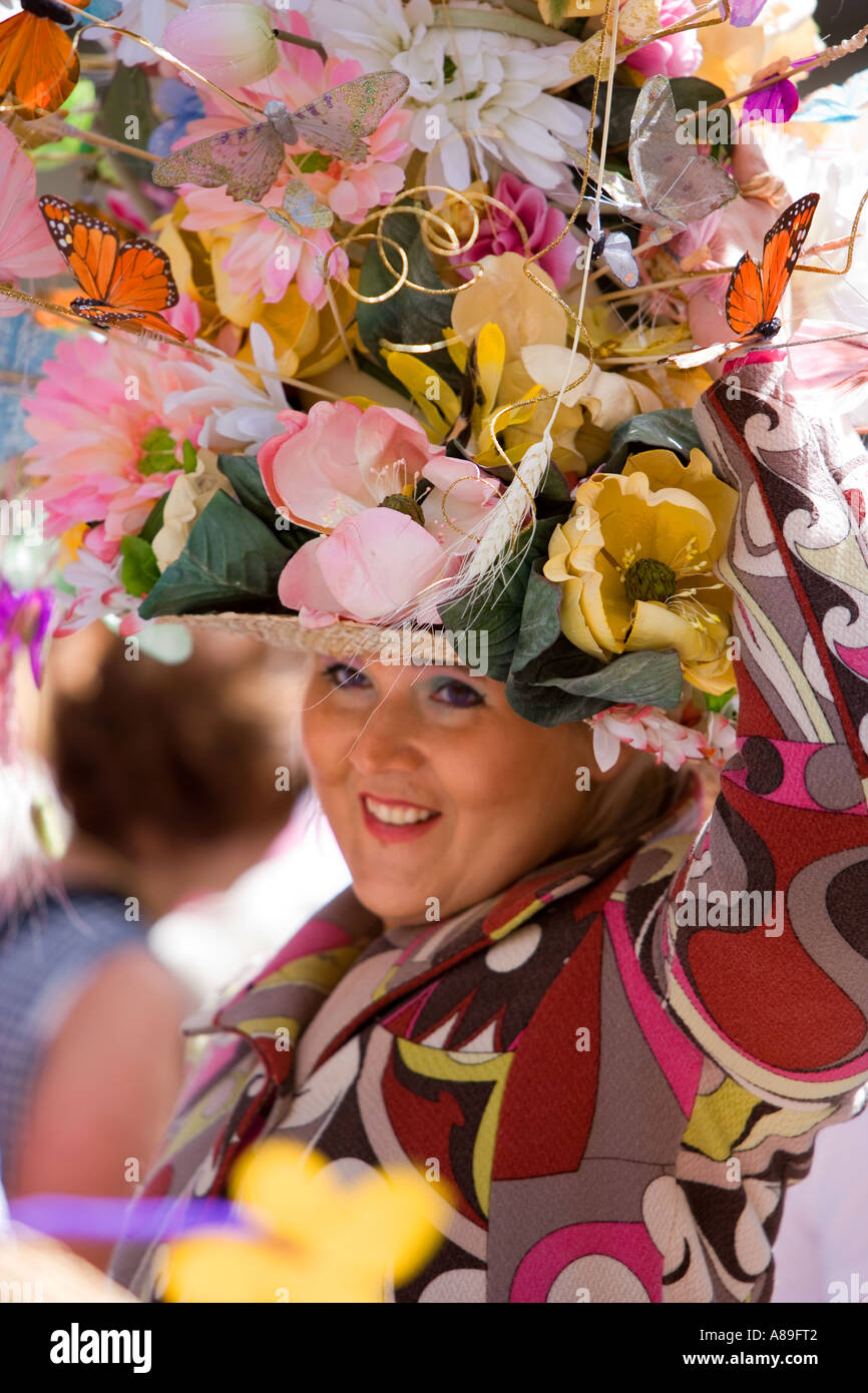 Easter parade hi-res stock photography and images - Alamy