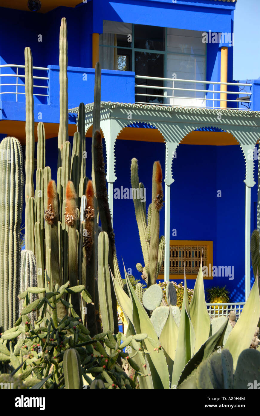 Afrikanische villa hi-res stock photography and images - Alamy