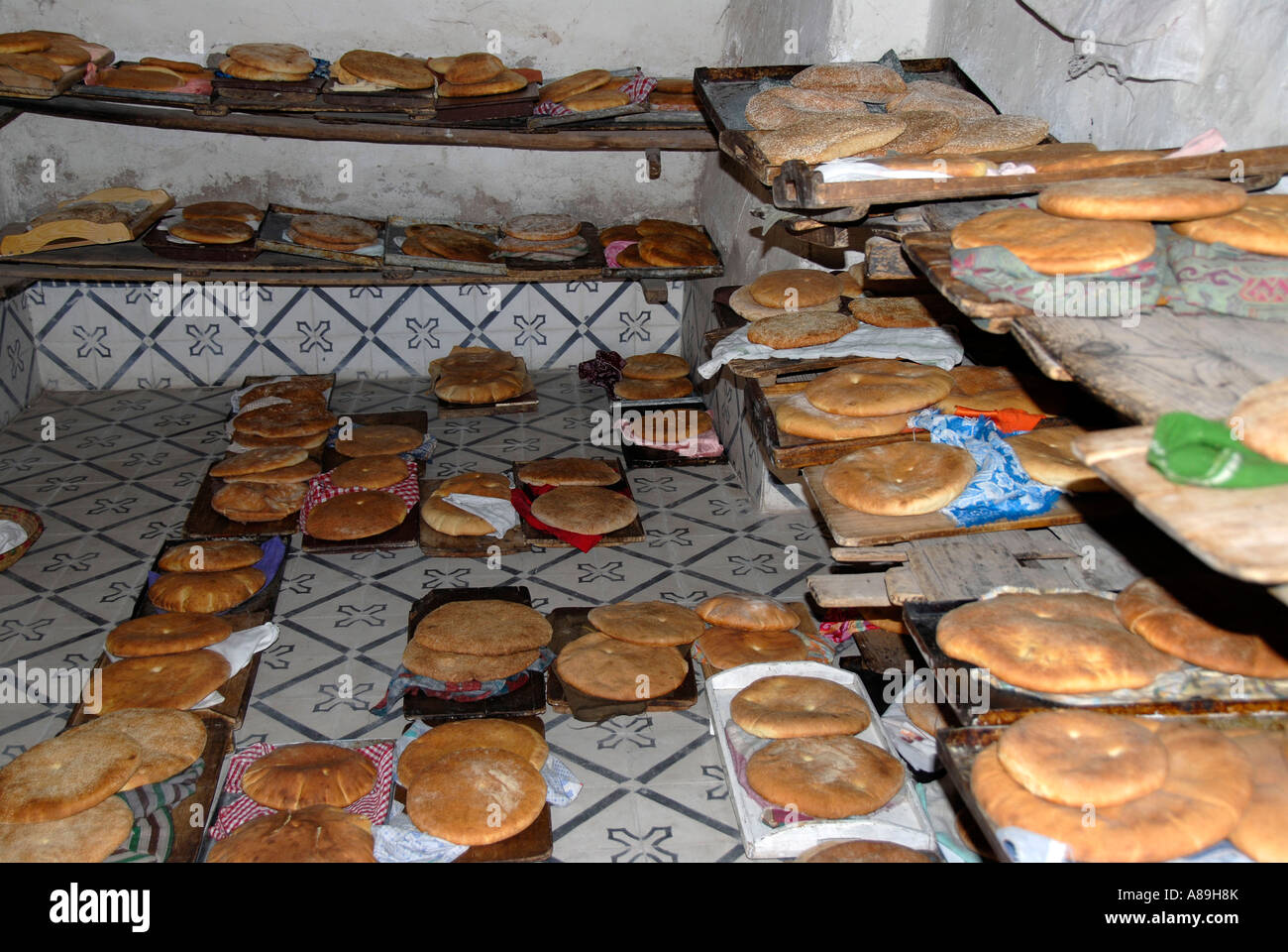 Fresh baked flat bread bakery medina Marrakech Morocco Stock Photo - Alamy