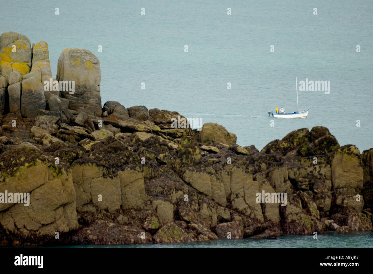 Sail brown boat hi-res stock photography and images - Alamy