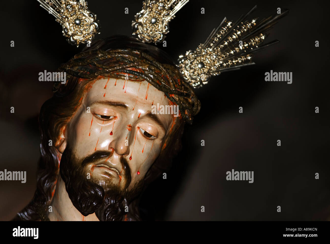 Jesus bleeding hi-res stock photography and images - Alamy