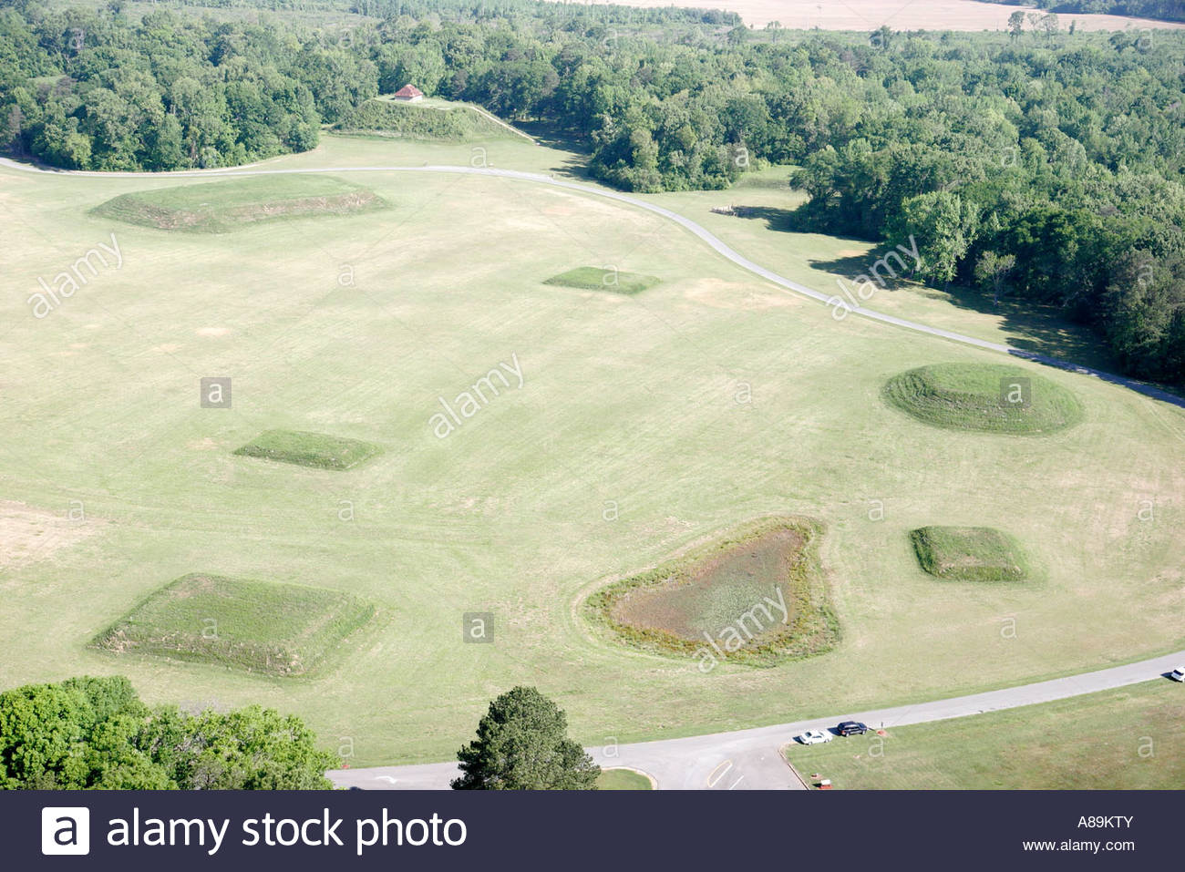 Moundville Archaeological Park Stock Photos & Moundville Archaeological ...