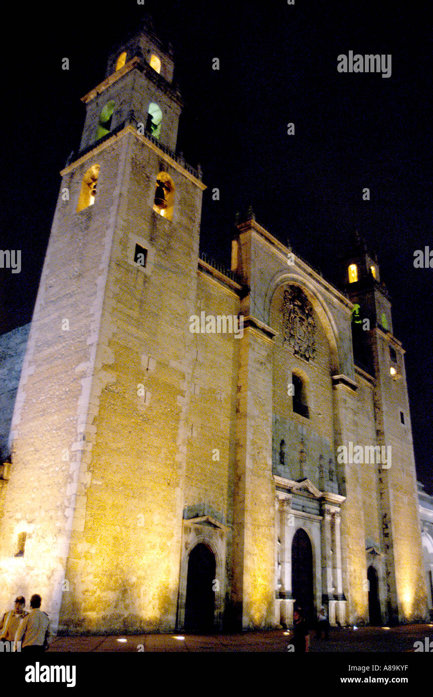 Merida Yucatan Mexico Cathedral; at night Stock Photo - Alamy