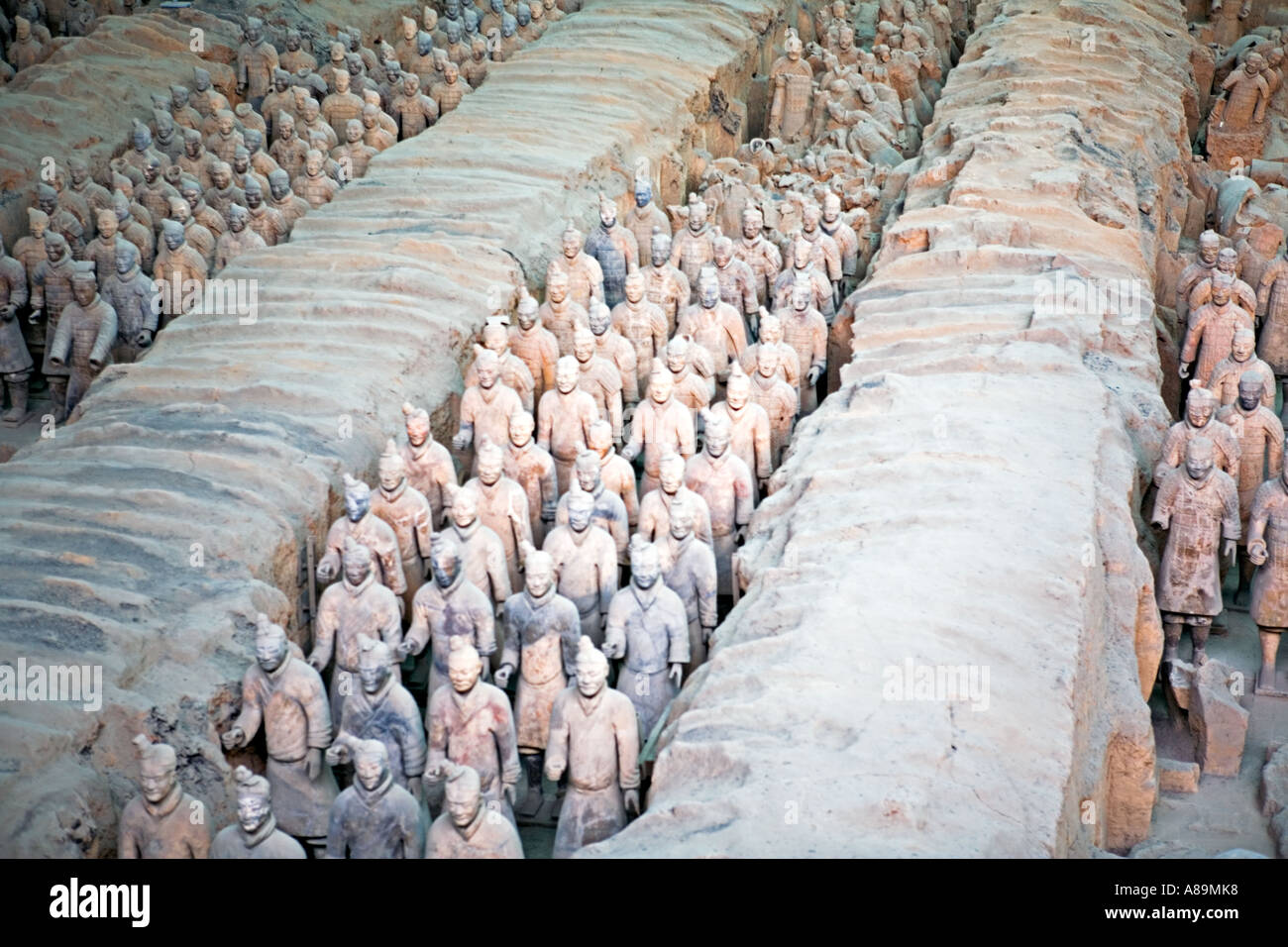 Qin shi huang hi-res stock photography and images - Alamy
