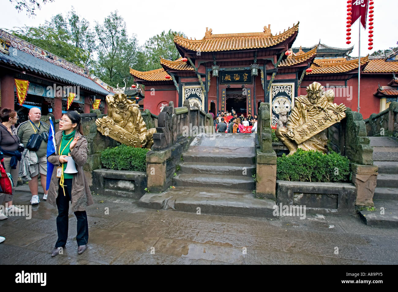 China fengdu chinese tour guide hi-res stock photography and images - Alamy