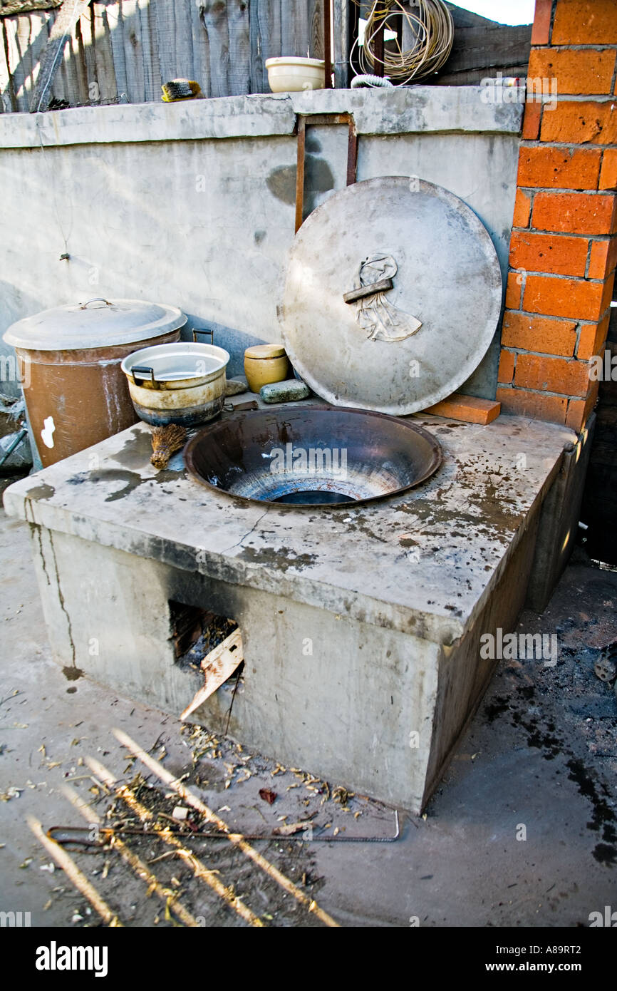 Fuel wood in china hi-res stock photography and images - Alamy