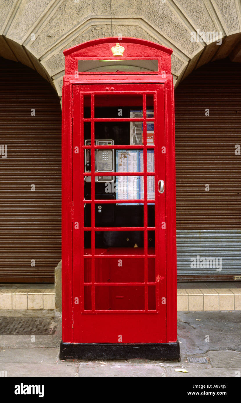 Gold telephone kiosk gold telephone box hi-res stock photography and ...