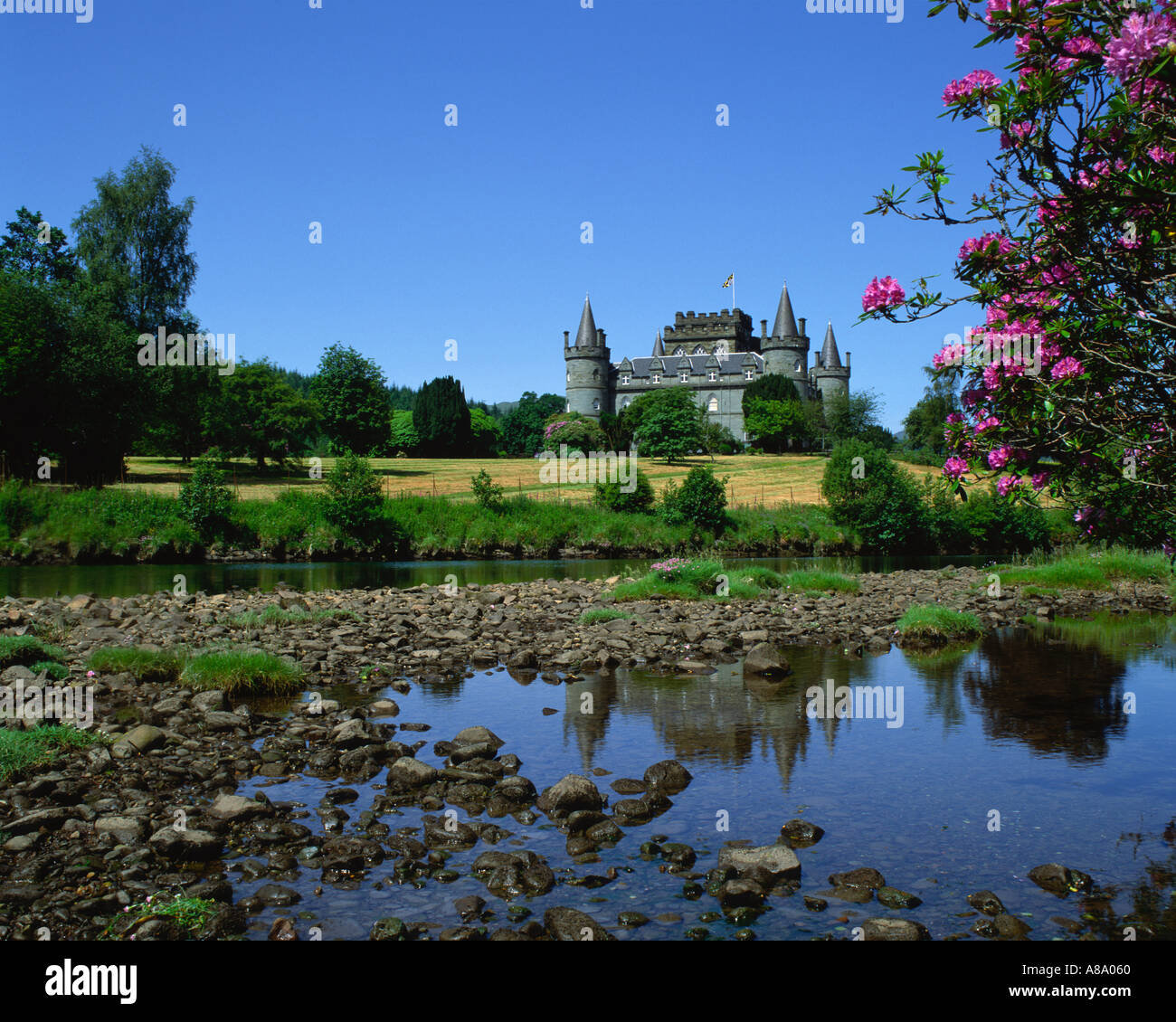 Inverary castle hi-res stock photography and images - Alamy