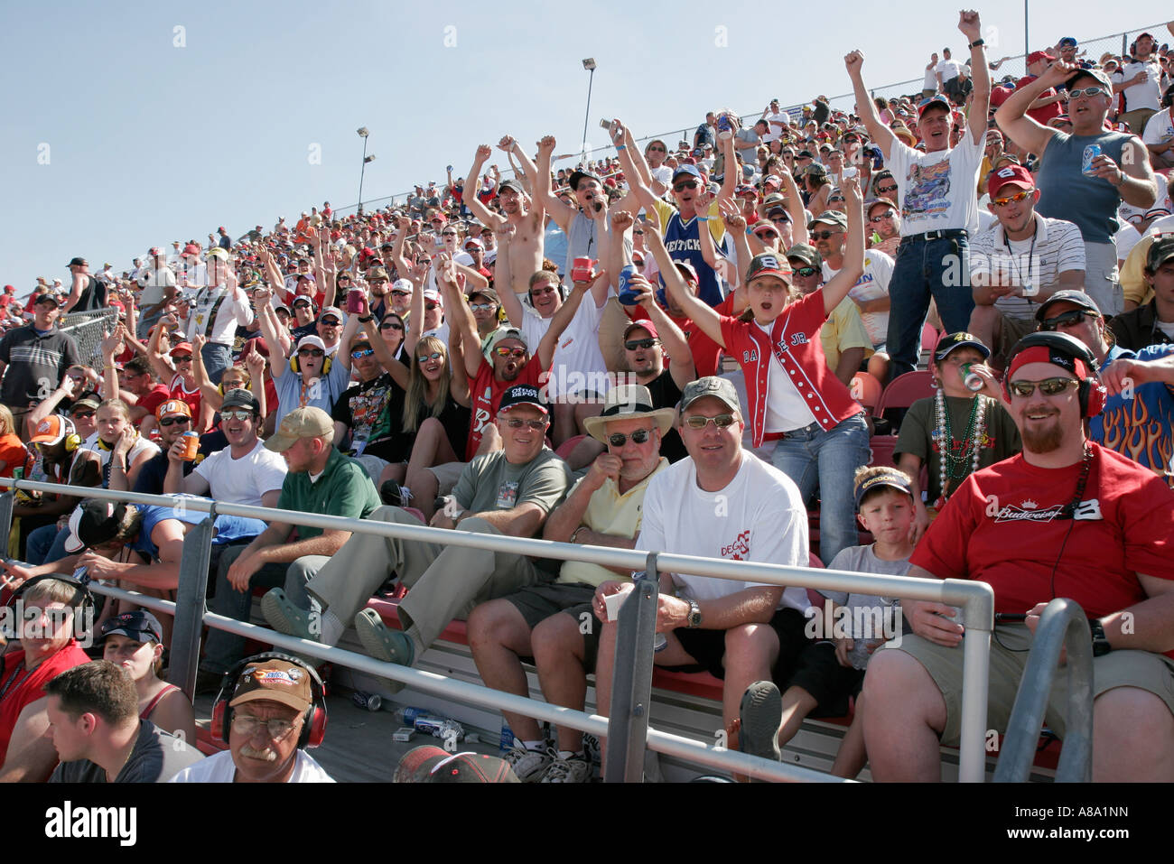 Nascar Fans Cheering
