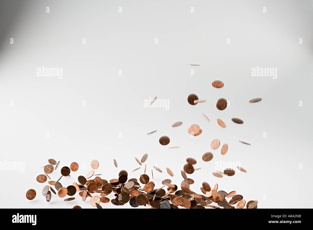 Copper coins hi-res stock photography and images - Alamy