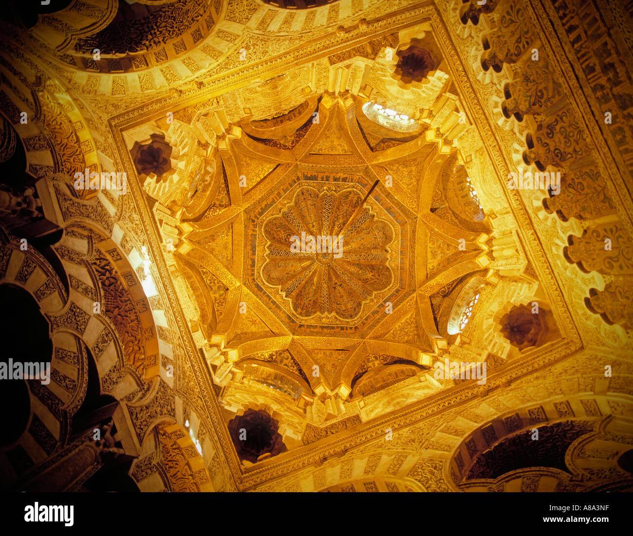 Dome mihrab mosque cordoba hi-res stock photography and images - Alamy