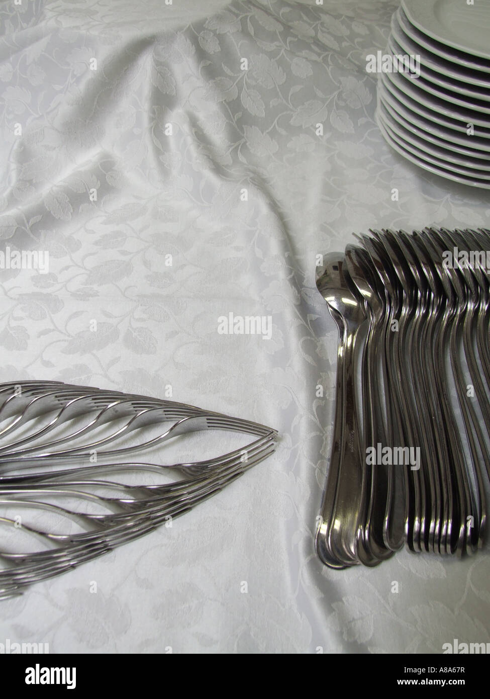 table setting at buffet Stock Photo - Alamy